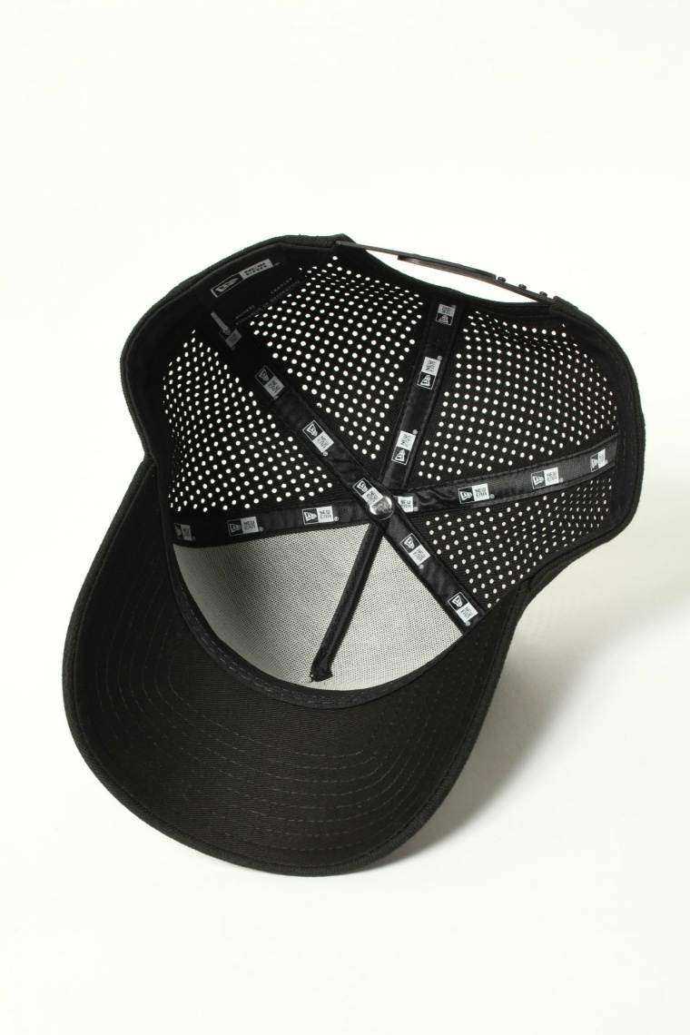 ニューエラ(NEW ERA) ゴルフ キャップ レーザー パフォーテッド スクエアロゴ ブラック 12674588 【国内正規品】【2021年 ...