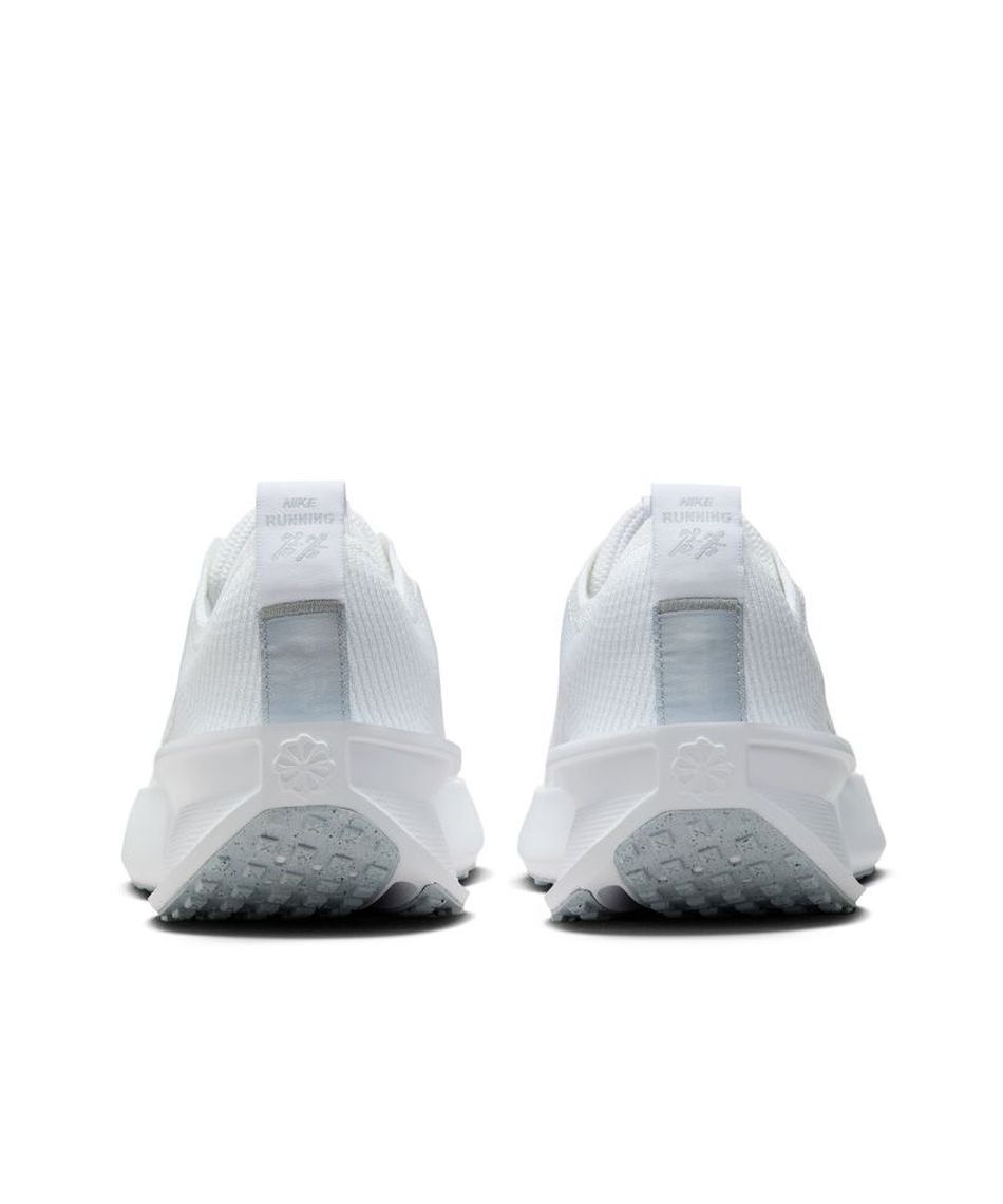 ランニングシューズ インタラクト ラン FD2292-104 | スポーツ用品ならヒマラヤオンラインストア【公式】