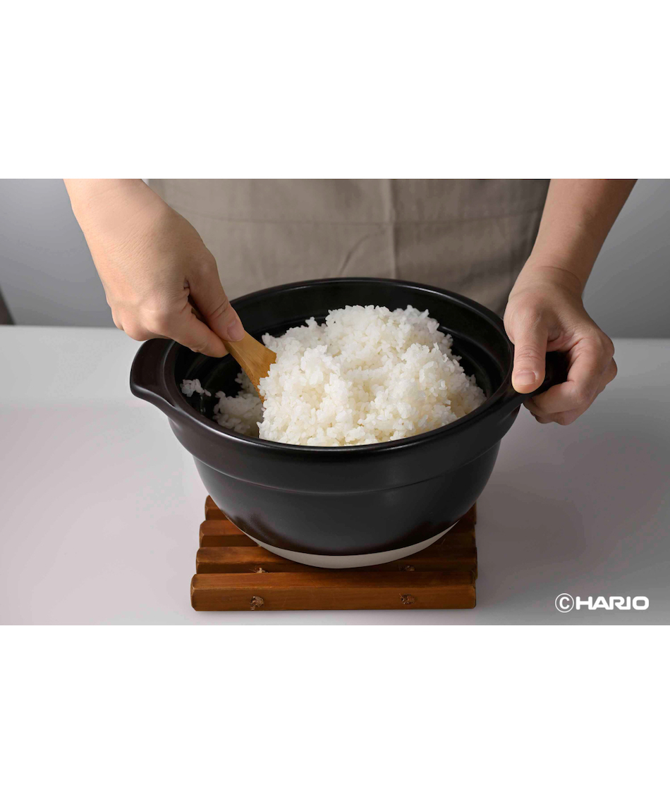ハリオ(HARIO) フタがガラスのご飯釜2～3合 GNR-200-B-W 【ご自宅配送限定】‥ | スポーツ用品ならヒマラヤオンラインストア【公式】