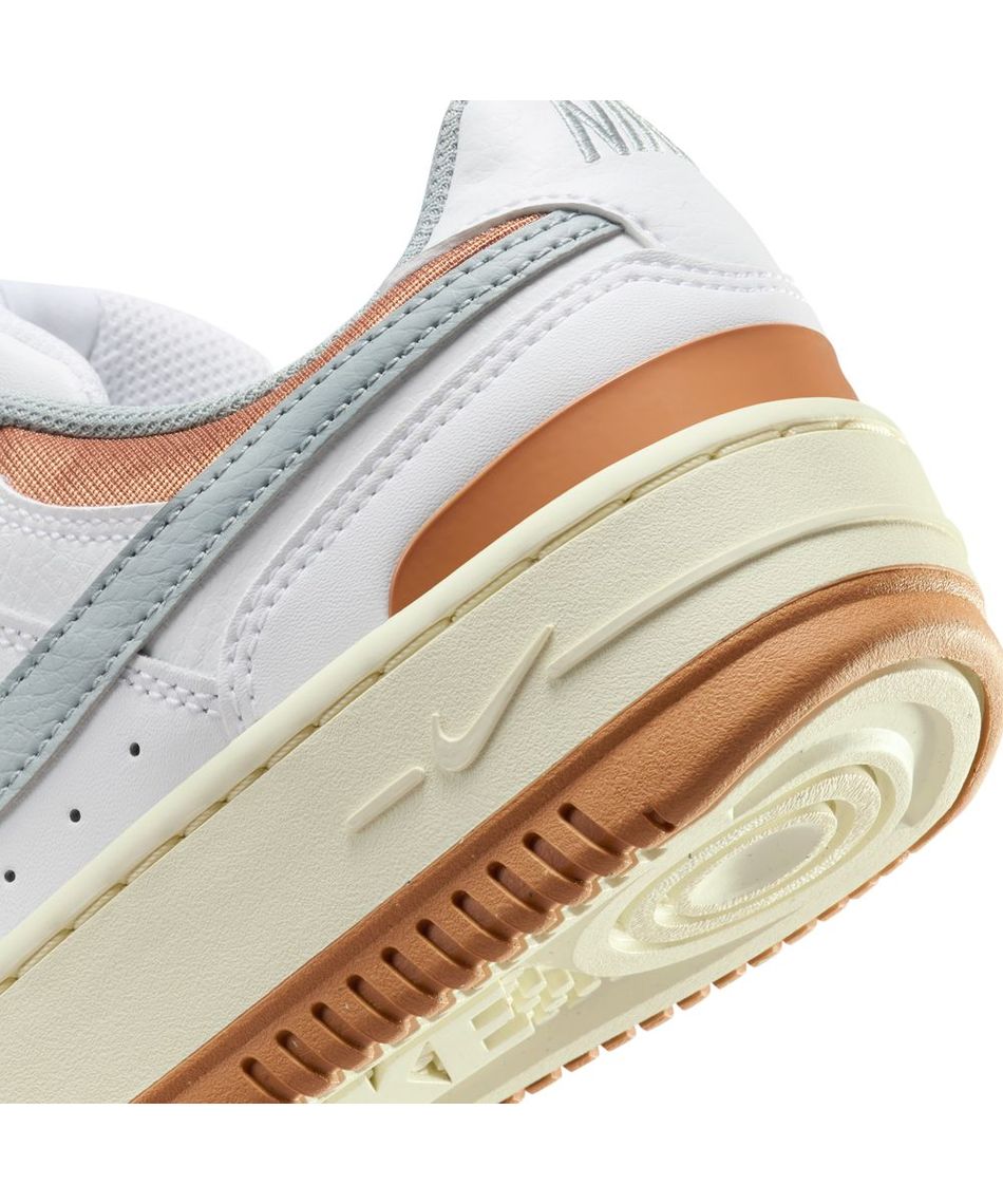 ナイキ(NIKE) スニーカー 24FA ガンマ フォース W DX9176-112 | スポーツ用品ならヒマラヤオンラインストア【公式】