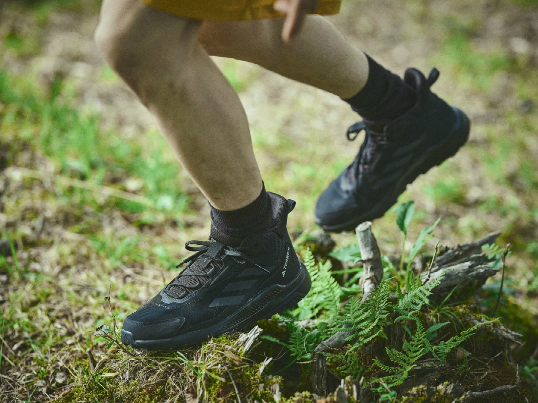 adidas TERREXから「ANYLANDER」シリーズ新登場 | スポーツ用品ならヒマラヤオンラインストア【公式】